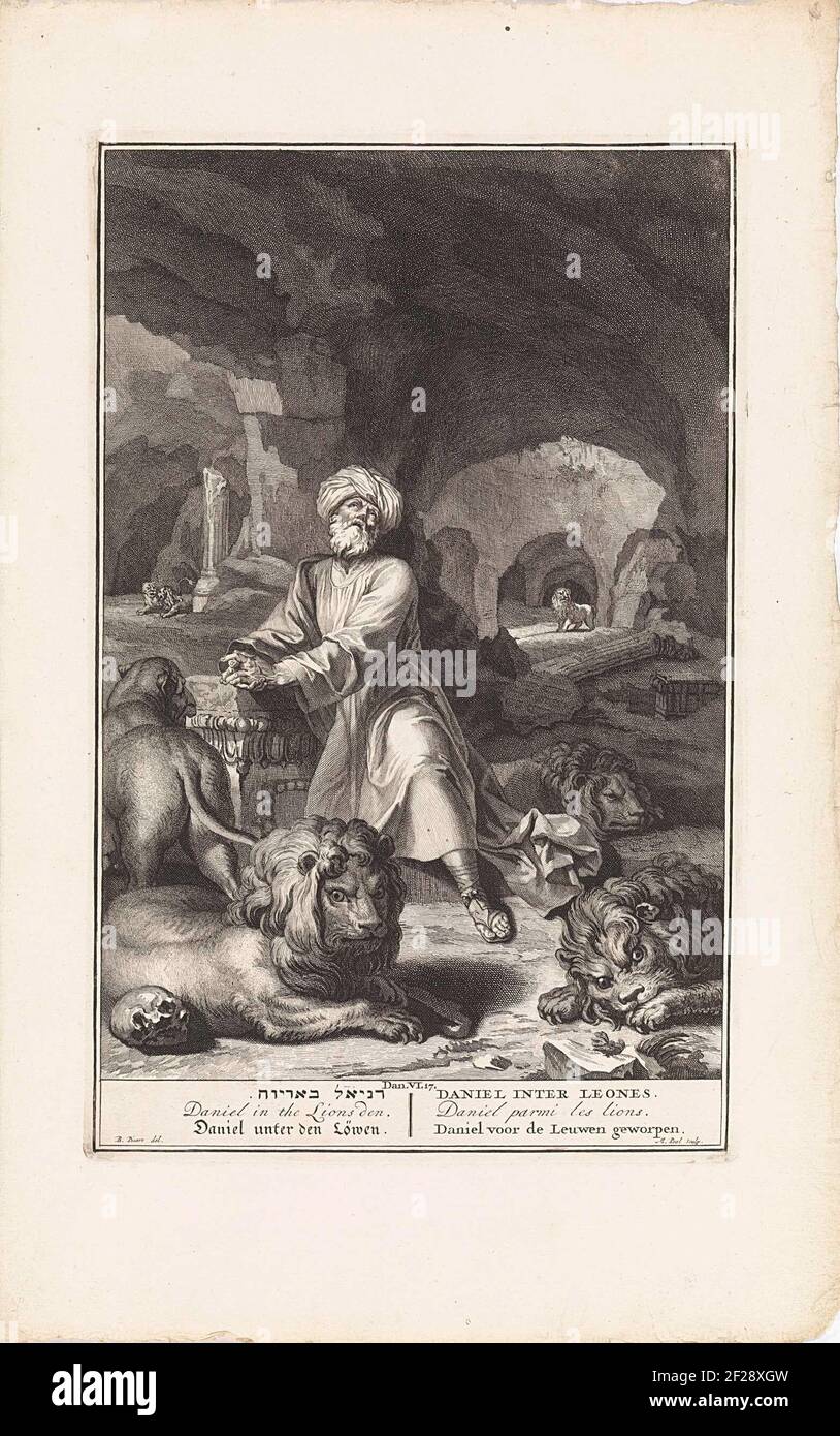 Daniël in de leeuwenkuil.Daniël is kneeling in a cave surrounded by ...