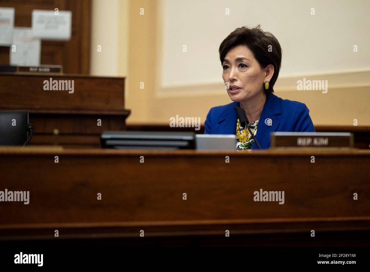 Young kim representative california hi-res stock photography and images ...