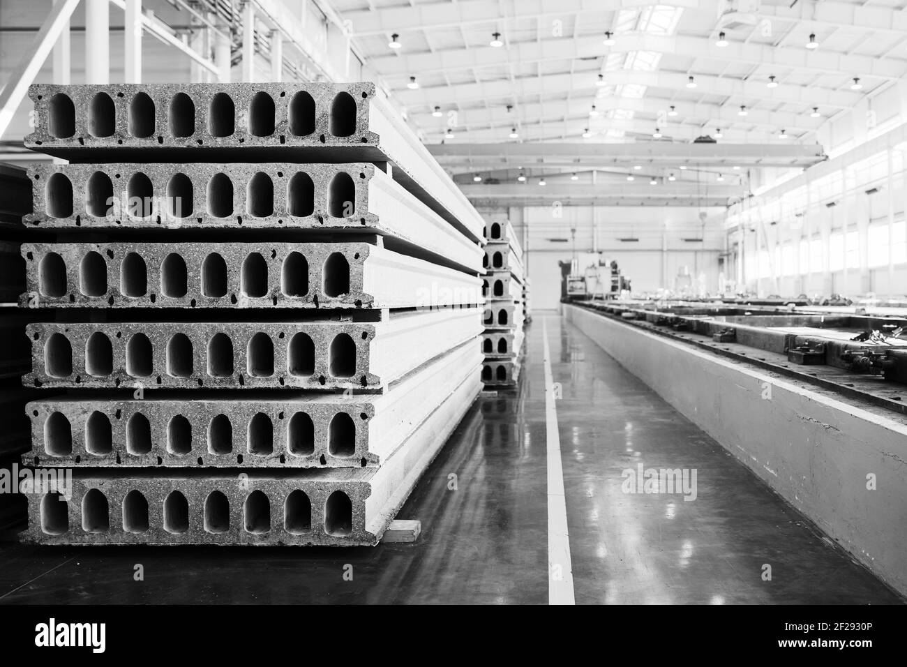 Precast reinforced concrete slab Black and White Stock Photos & Images ...