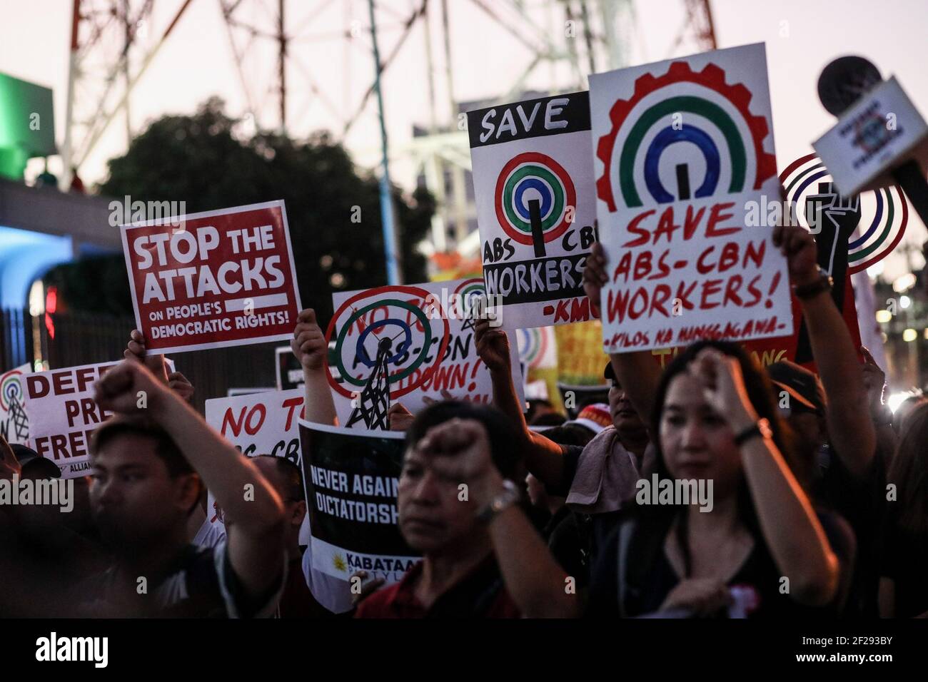 Supporters and employees of ABS-CBN, the country's largest broadcast ...