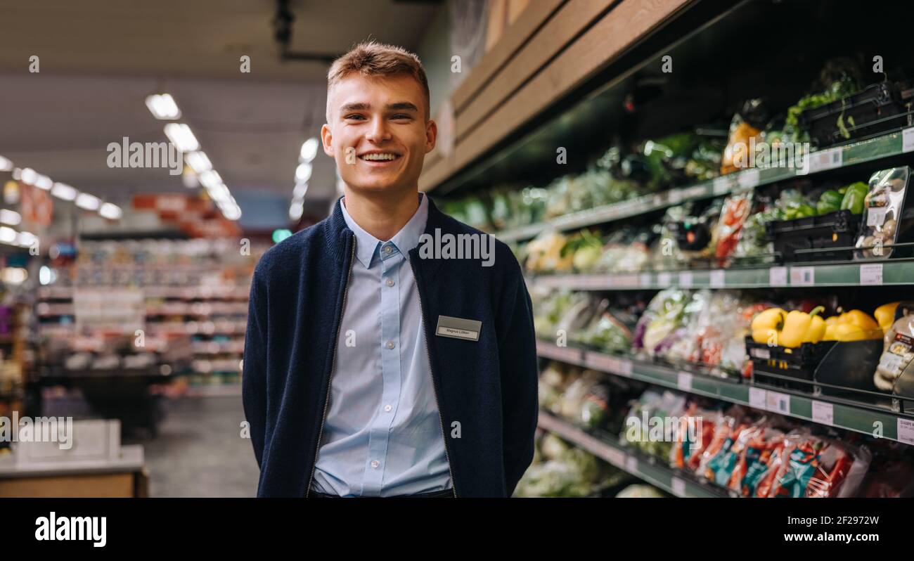 Male supermarket trainee hi-res stock photography and images - Alamy