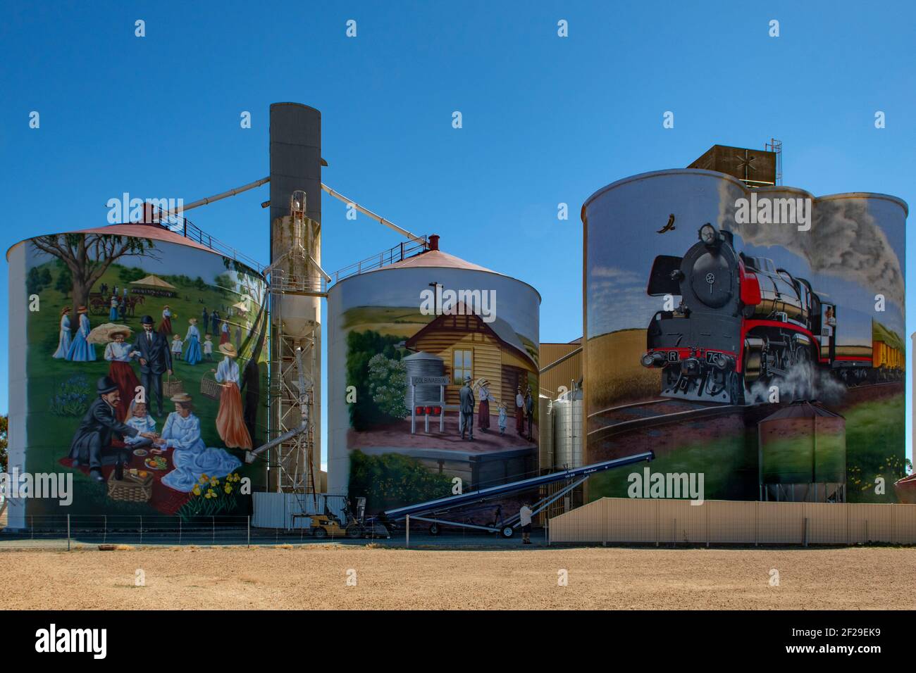 Silo Art at Colbinabbin, Victoria, Australia Stock Photo - Alamy