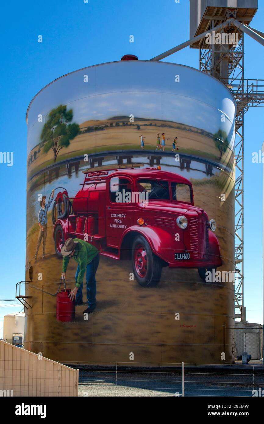 Silo Art at Colbinabbin, Victoria, Australia Stock Photo - Alamy