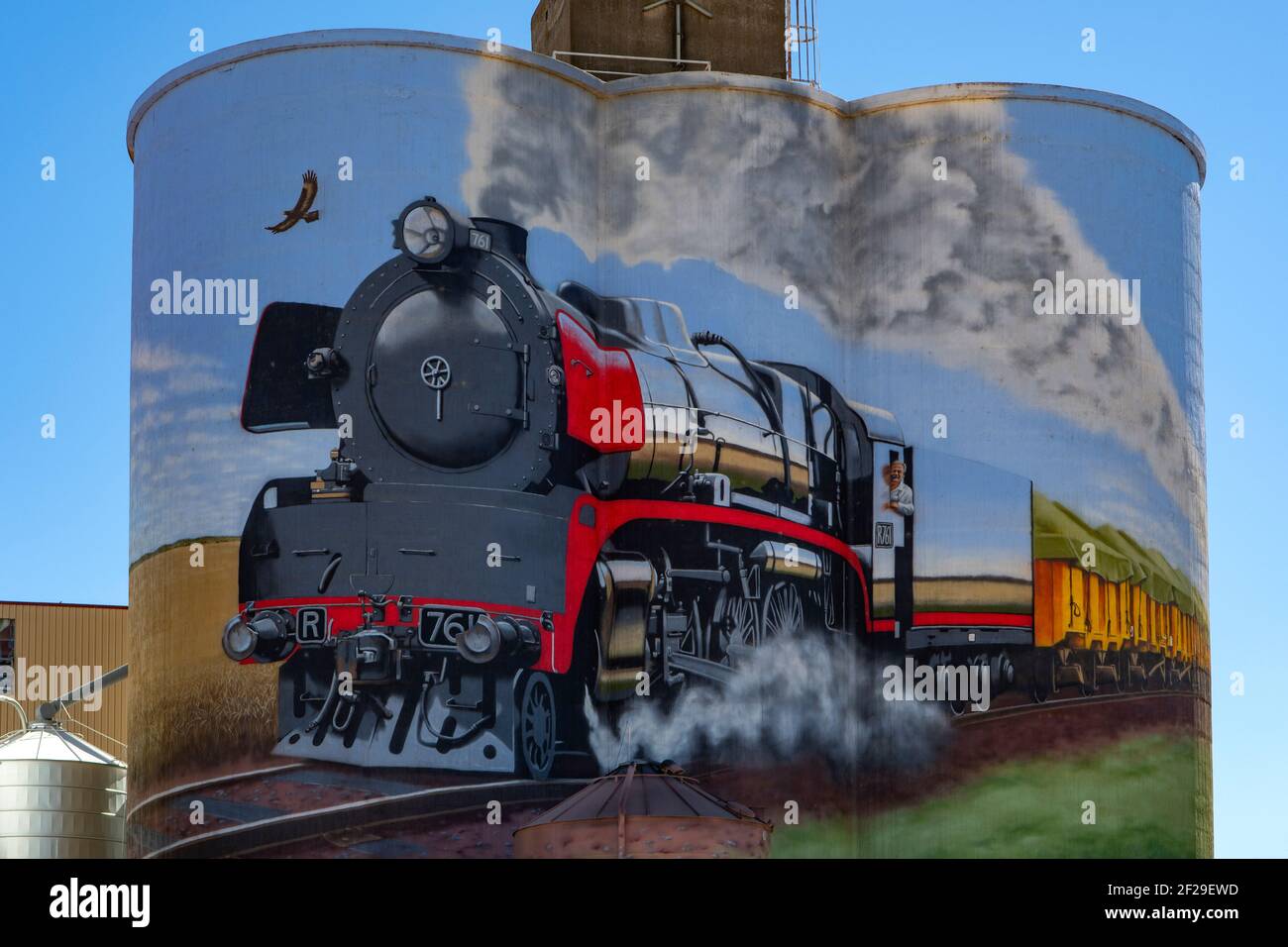 Silo Art at Colbinabbin, Victoria, Australia Stock Photo - Alamy