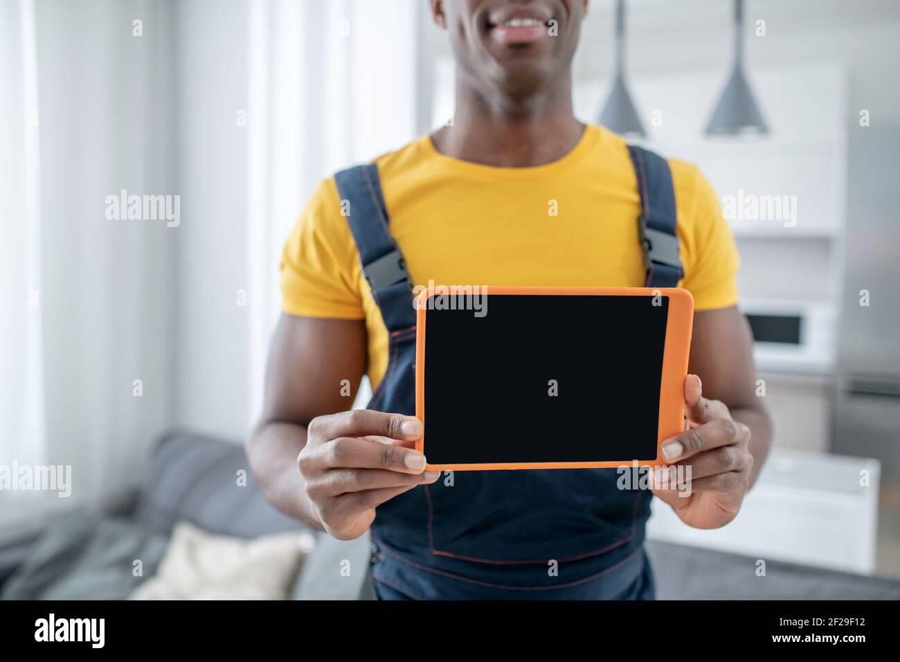 Hands dark skinned man working hi-res stock photography and images - Alamy