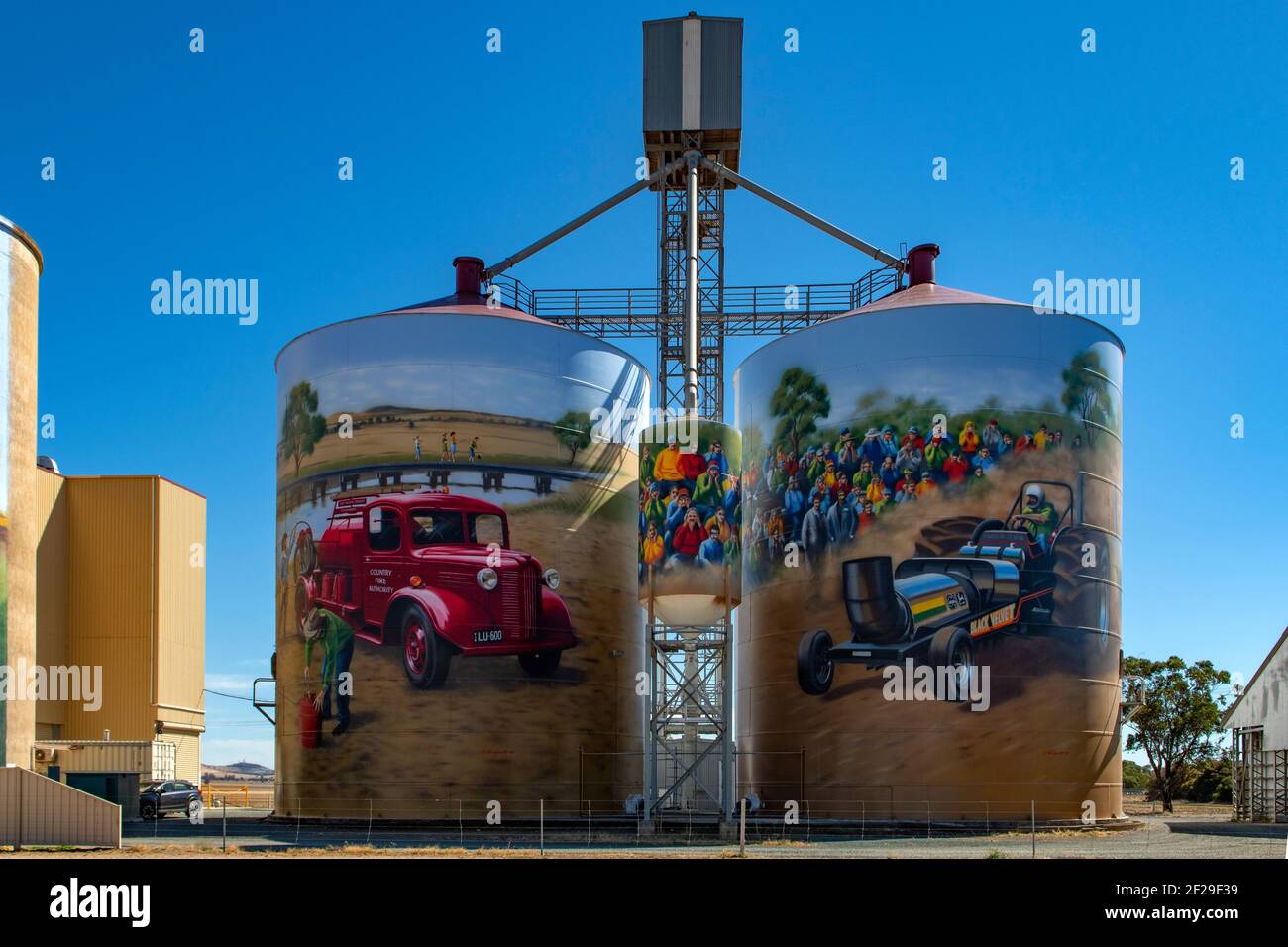 Silo Art at Colbinabbin, Victoria, Australia Stock Photo - Alamy