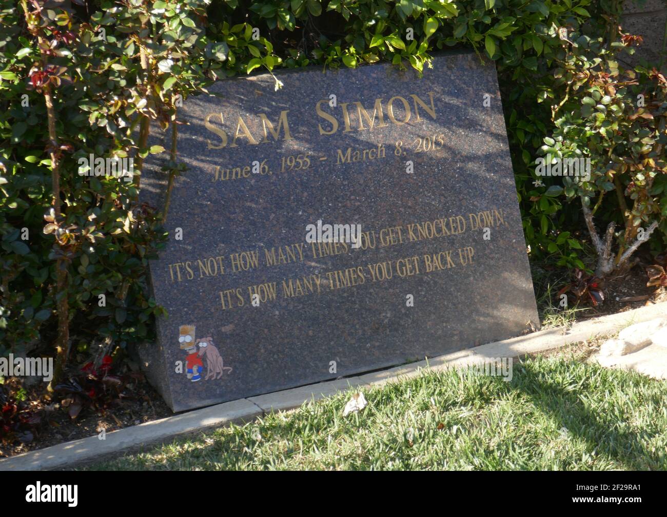 Sam simon the simpsons hi-res stock photography and images - Alamy
