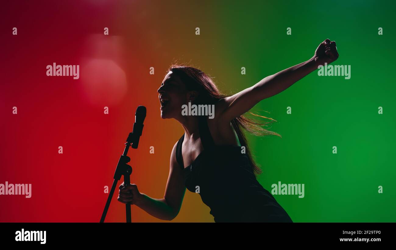 Female Singer With Red Hair High Resolution Stock Photography and ...