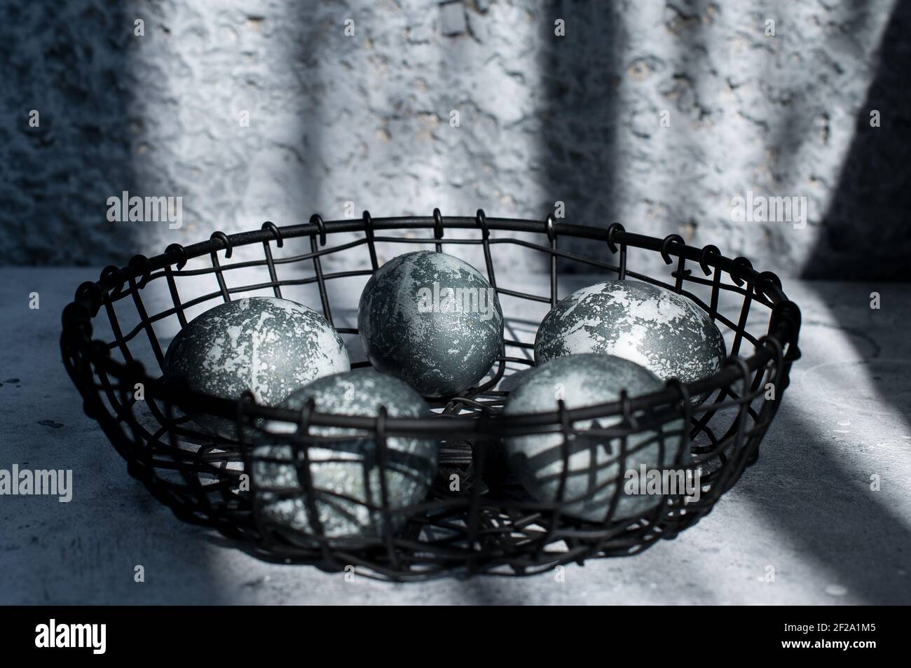 Grey easter egg hi-res stock photography and images - Alamy