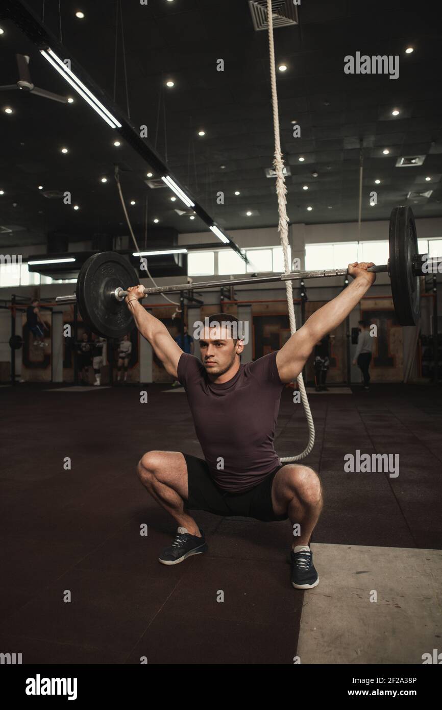 Overhead squat hi-res stock photography and images - Alamy