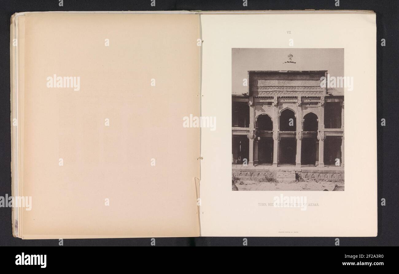 Face on a tomb in India from the time of Akbar the Great; Tomb, Red ...