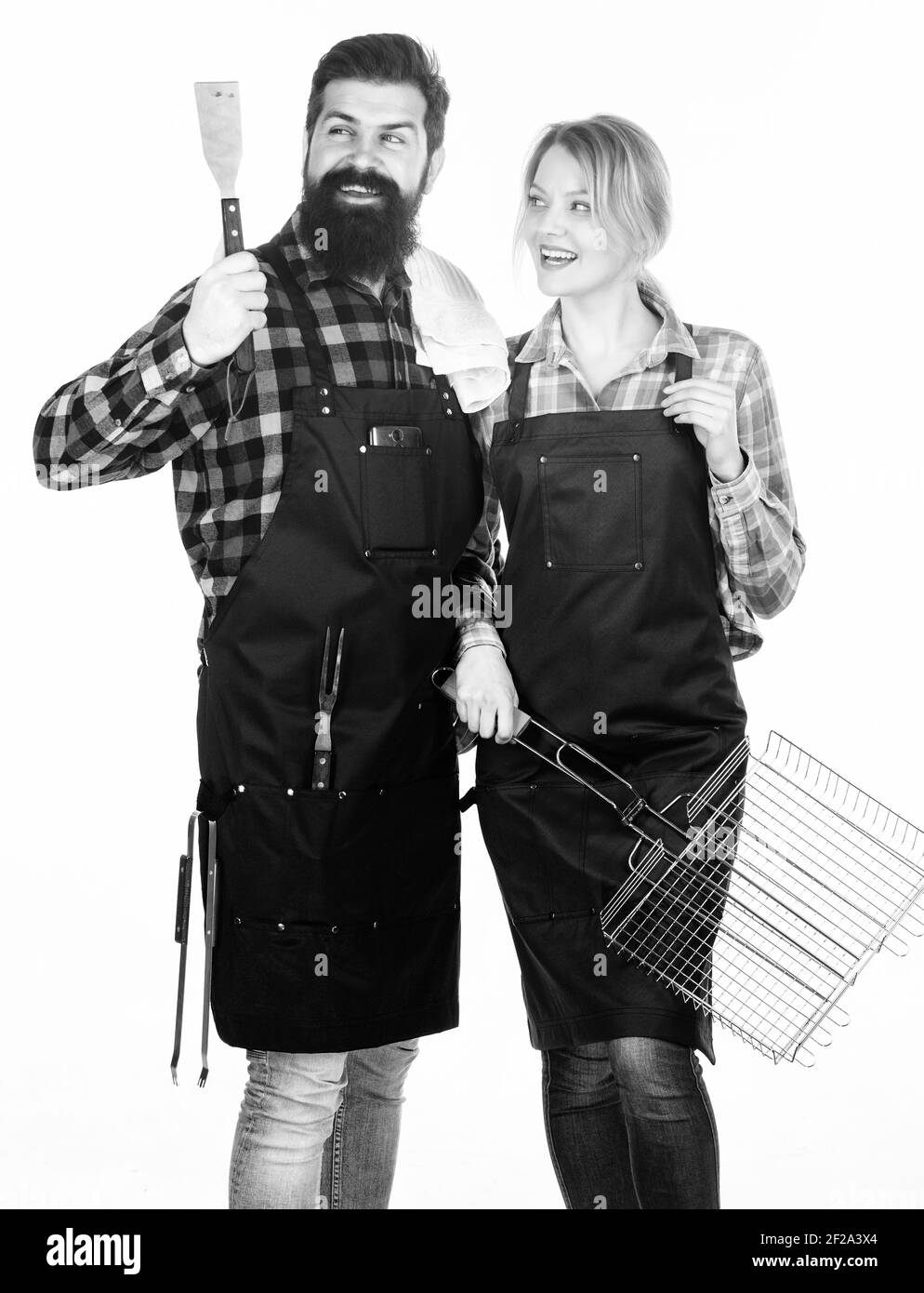 Backyard Barbecue Party Family Bbq Ideas Couple In Love Getting Ready backyard-barbecue-party-family-bbq-ideas-couple-in-love-getting-ready