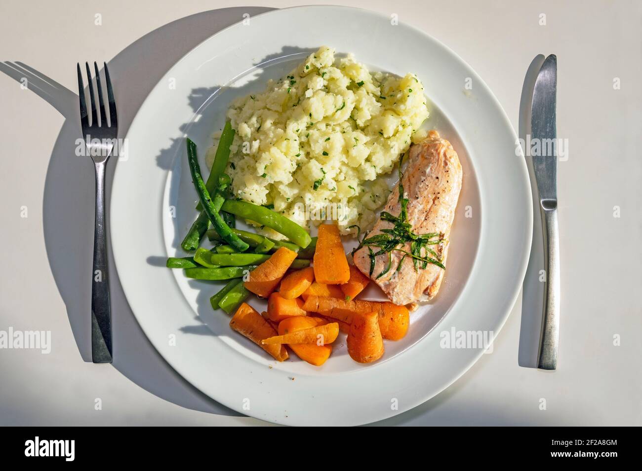 Home cooked meals hi-res stock photography and images - Alamy