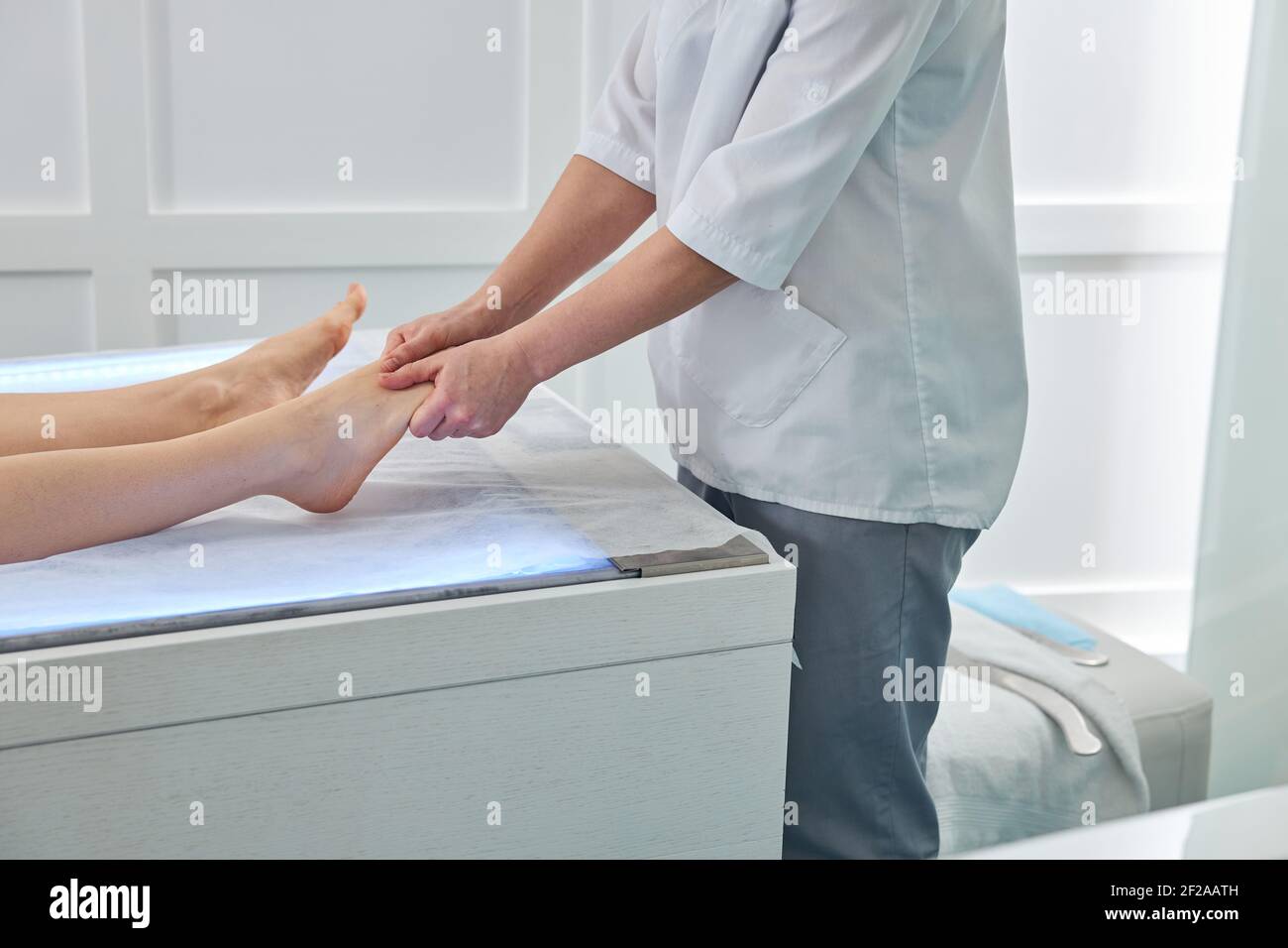 Professional foot massage hi-res stock photography and images - Alamy