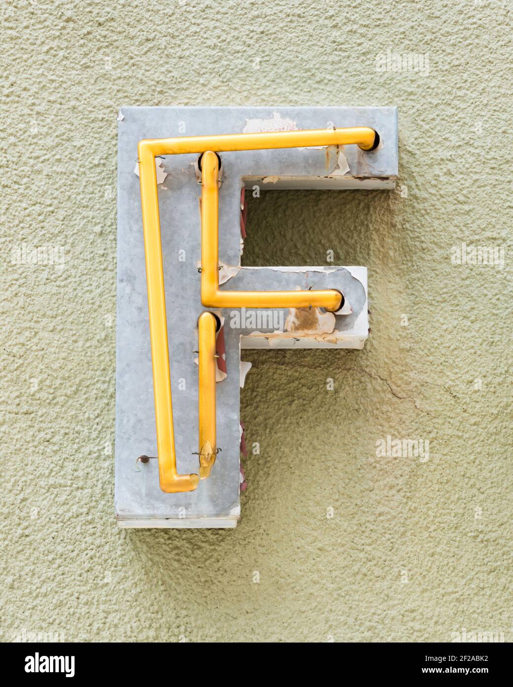 Neon letter f hi-res stock photography and images - Alamy