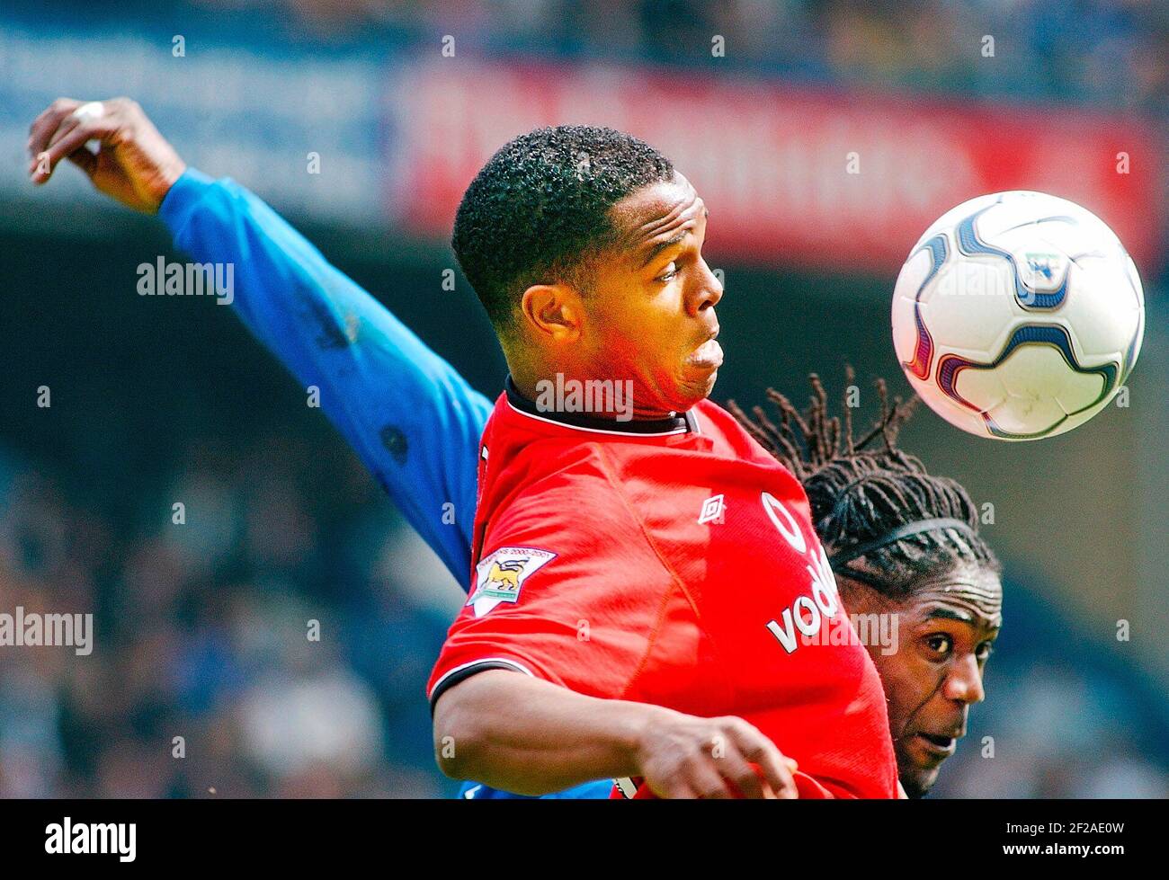 CHELSEA V MAN UTD 20/4/2002 PICTURE DAVID ASHDOWN.FOOTBALL Stock Photo ...