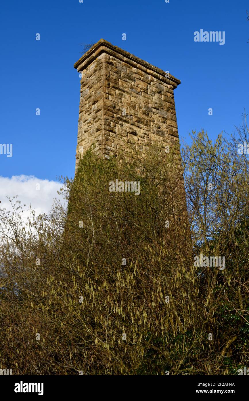 Viaduct Pillars Hook Norton Oxfordshire Stock Photo - Alamy