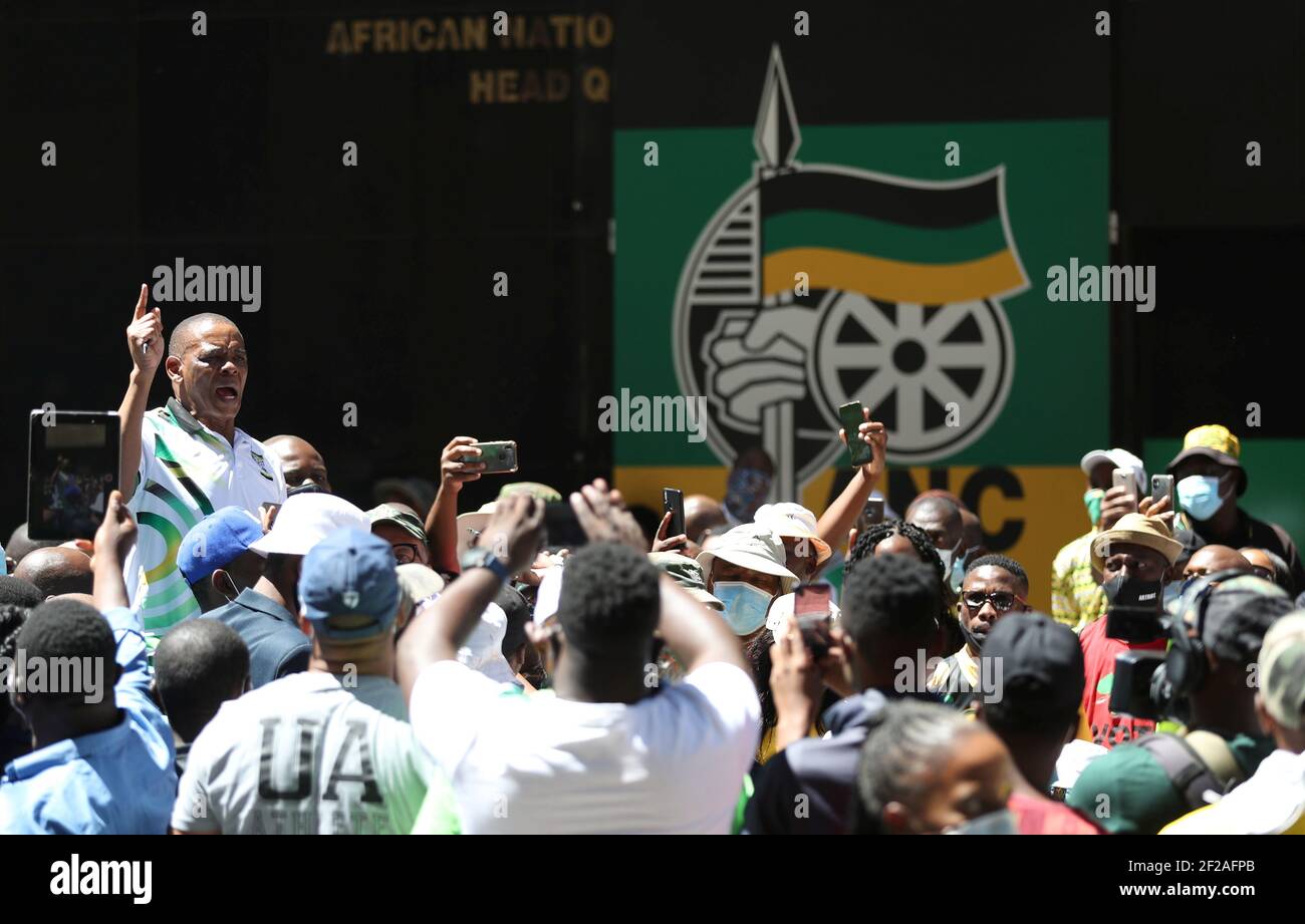 Luthuli House High Resolution Stock Photography and Images - Alamy Luthuli House High Resolution Stock Photography and Images - Alamy