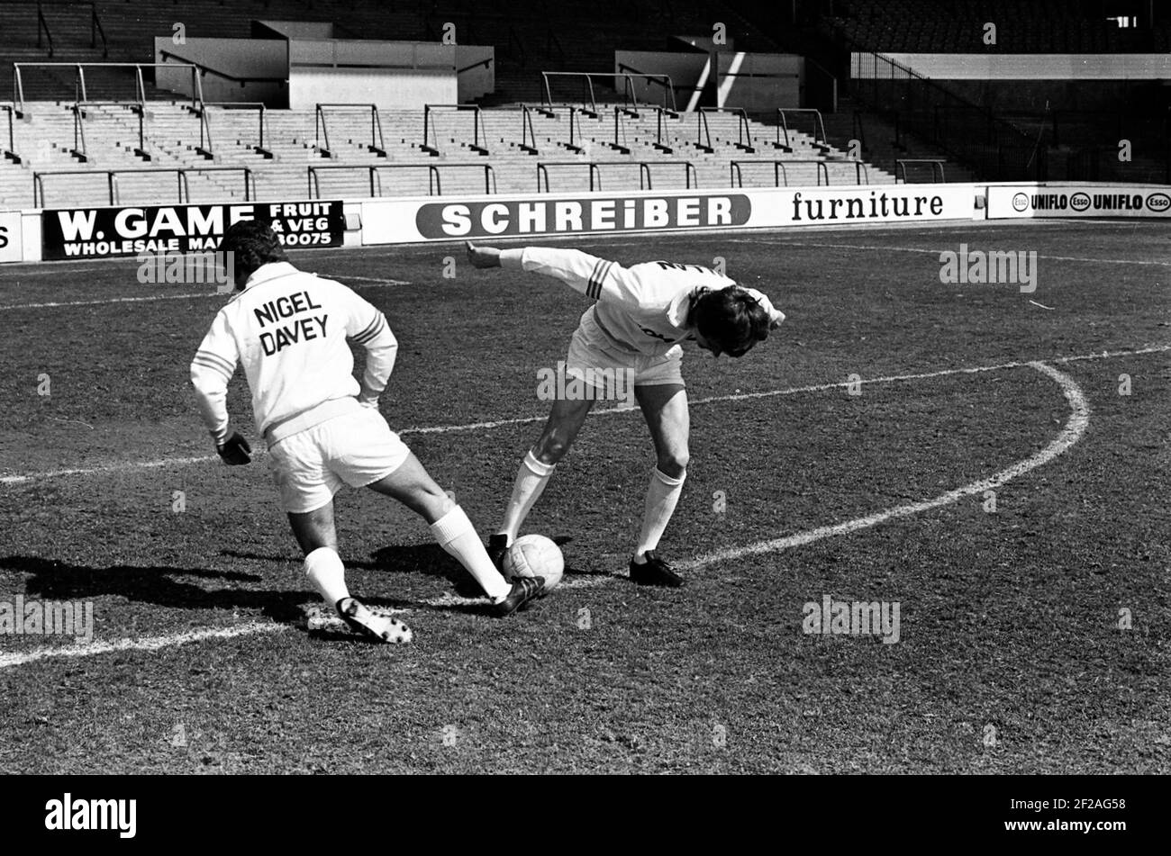 Leeds united 1974 hi-res stock photography and images - Alamy