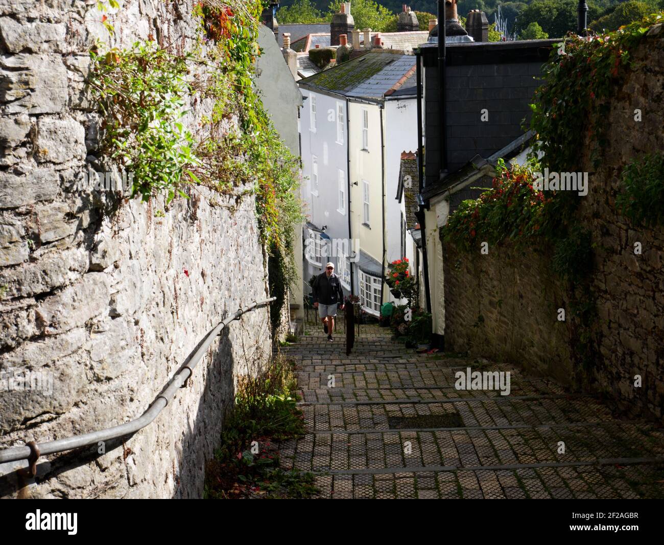 A street in Dartmouth, Devon Stock Photo - Alamy