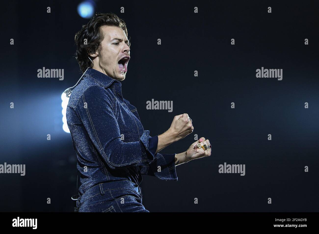 London, United Kingdom. 7th December 2019. Harry Styles on stage during ...