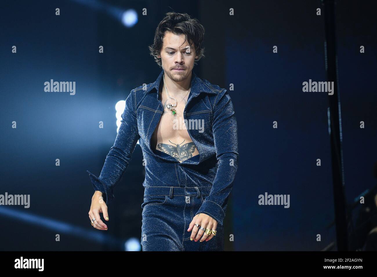 London, United Kingdom. 7th December 2019. Harry Styles on stage during ...