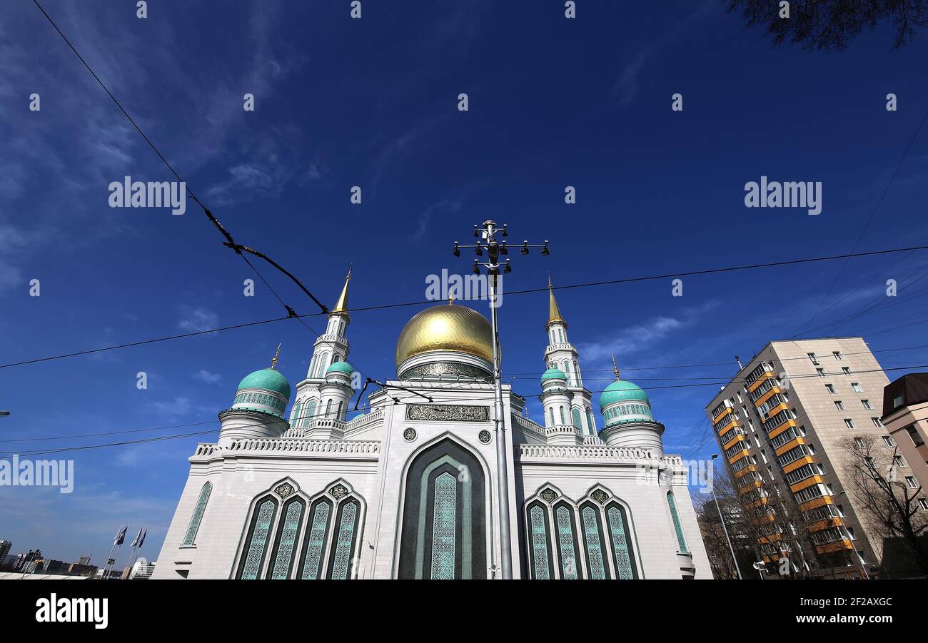 Moscow Cathedral Mosque, Russia -- the main mosque in Moscow, new ...