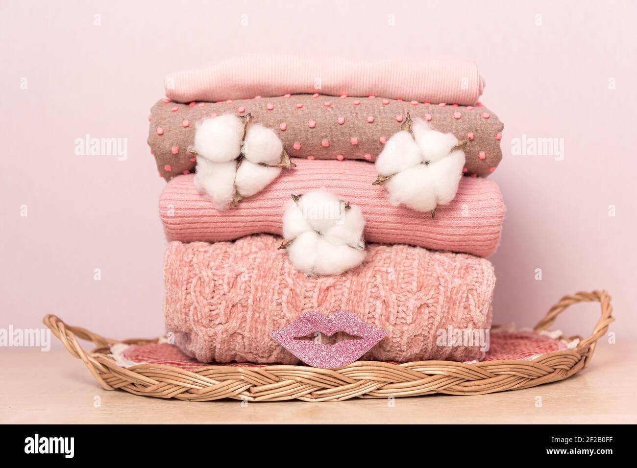 Warm Clothing Layers High Resolution Stock Photography and Images - Alamy