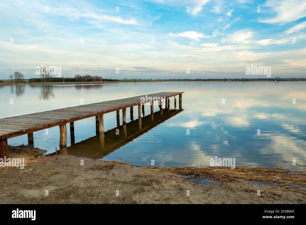 No straight jetty hi-res stock photography and images - Alamy
