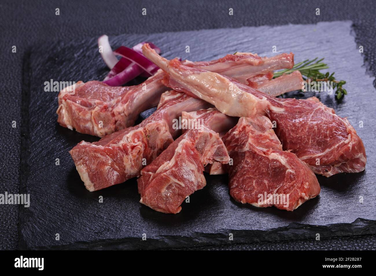 Raw rack of lamb ready for grill Stock Photo - Alamy
