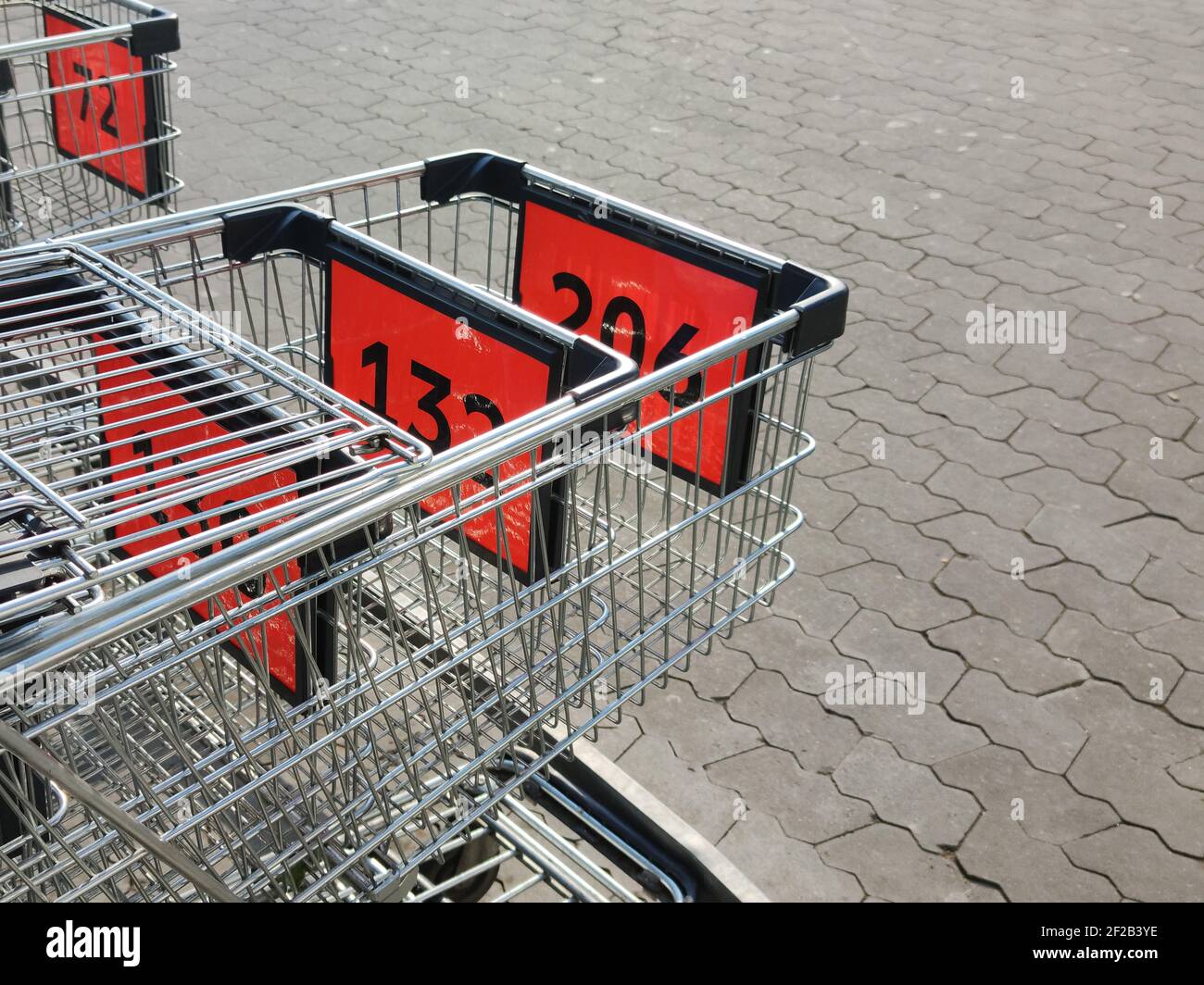 Full of shopping carts hi-res stock photography and images - Alamy