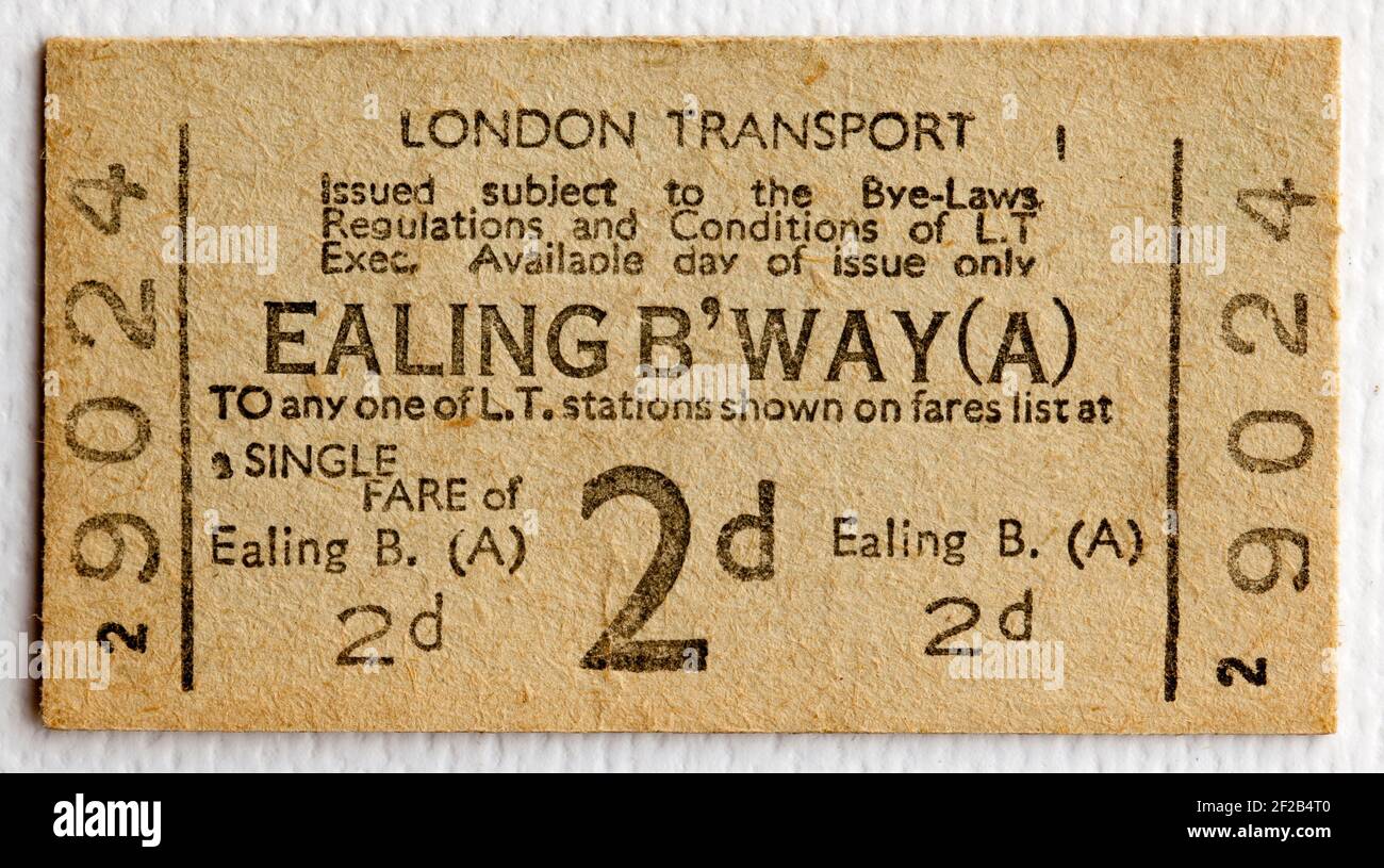 Vintage 1950s london underground ticket hi-res stock photography and ...