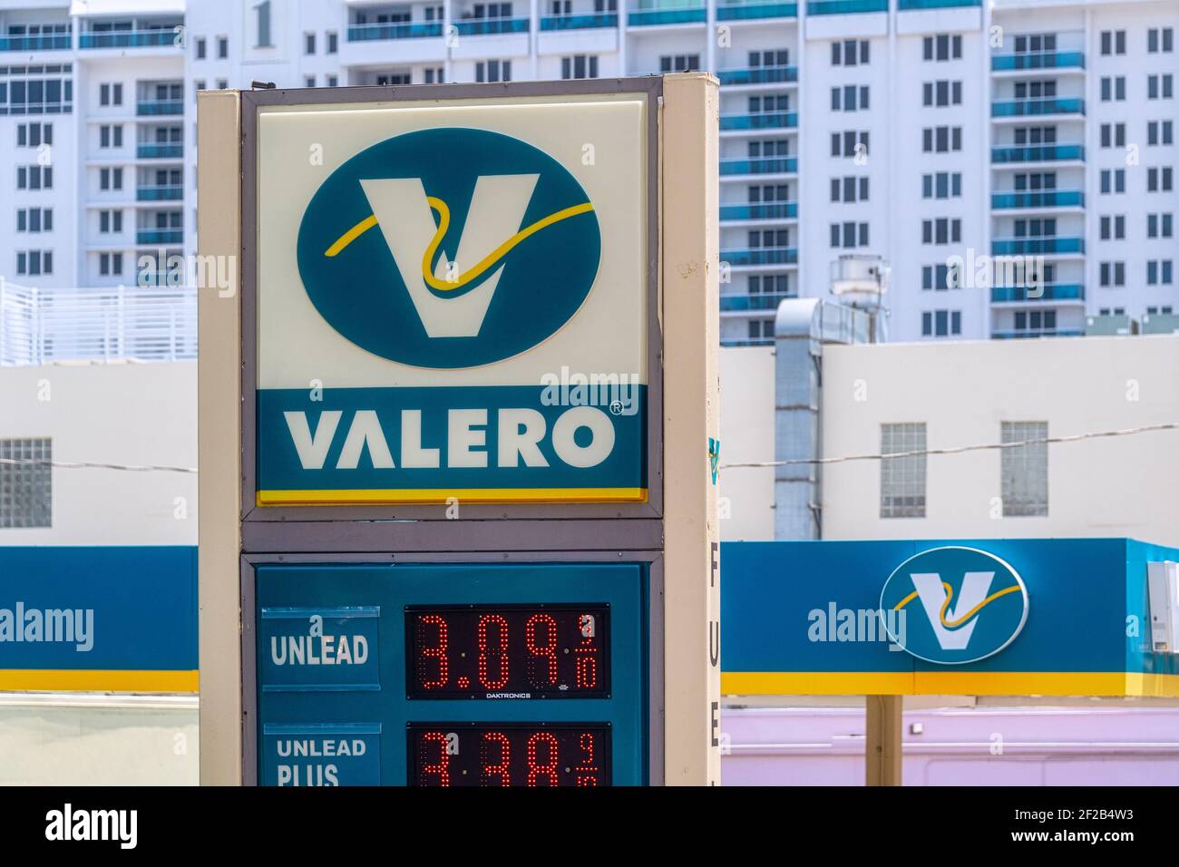 Valero Gas Logo Valeroservicestations #valerodroitwich