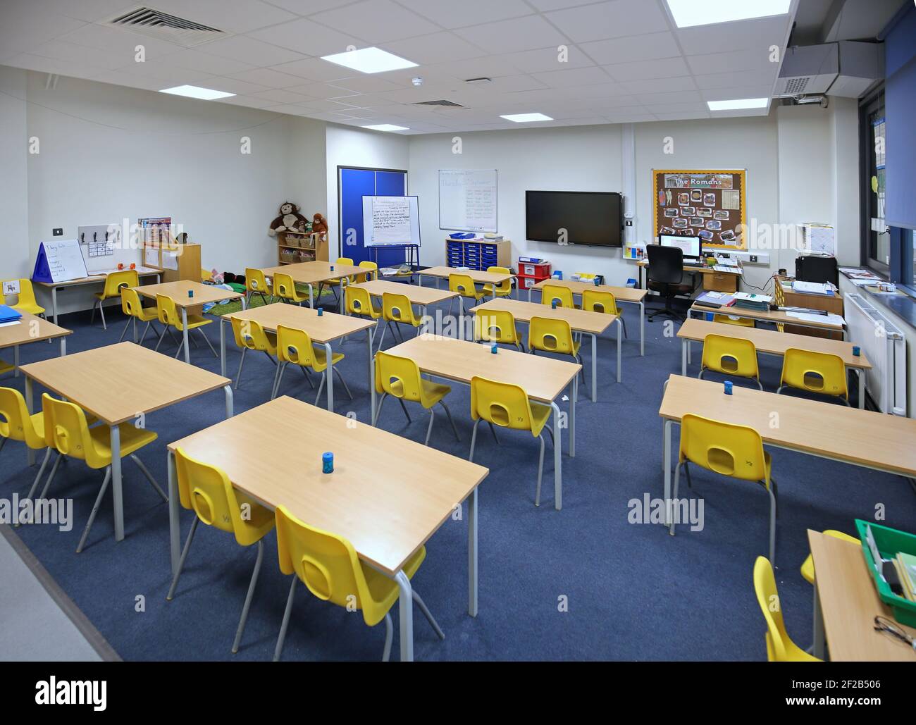 Safety classroom hi-res stock photography and images - Alamy