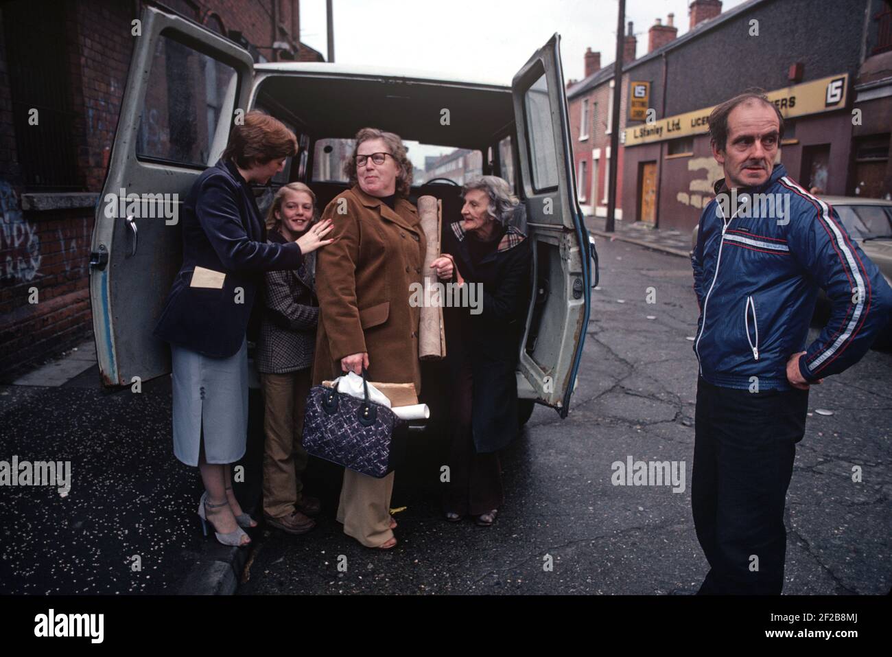 Prisoners families being collected to visit the Maze Prison, a prison ...
