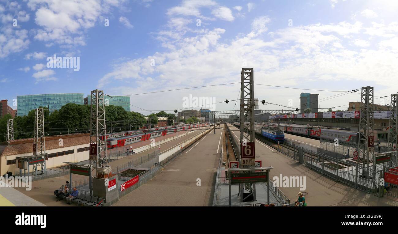 Panorama paveletsky railway station hi-res stock photography and images ...