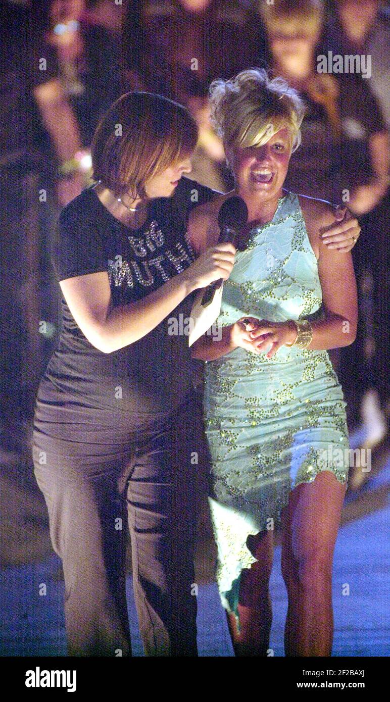 Big Brother 2001 Helen and Davina Stock Photo - Alamy