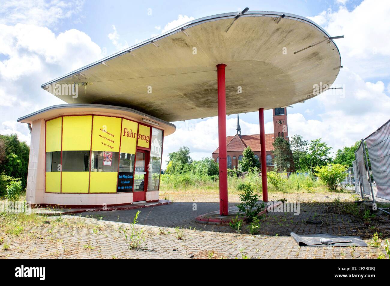 A historic gas station on a street in Oldenburg (Germany), 05 June 2020 ...