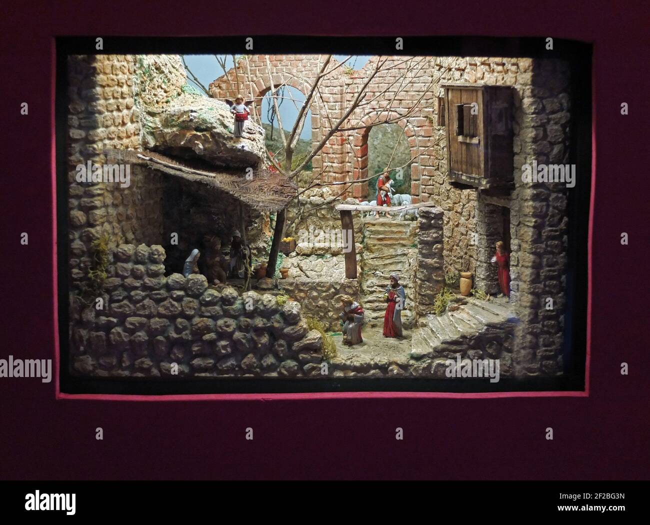 Artistic nativity scene hi-res stock photography and images - Alamy