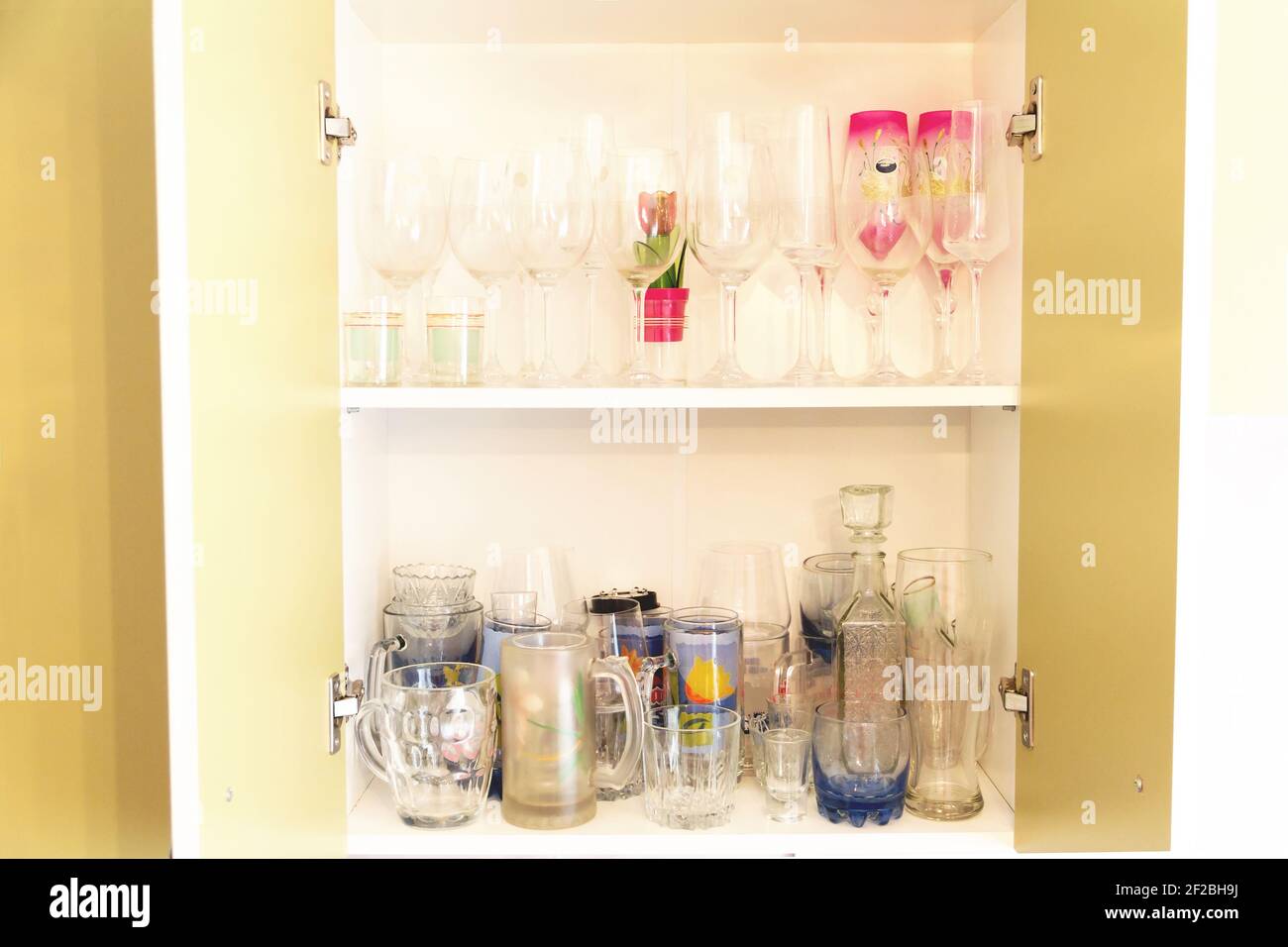 Utensil cupboard hi-res stock photography and images - Alamy