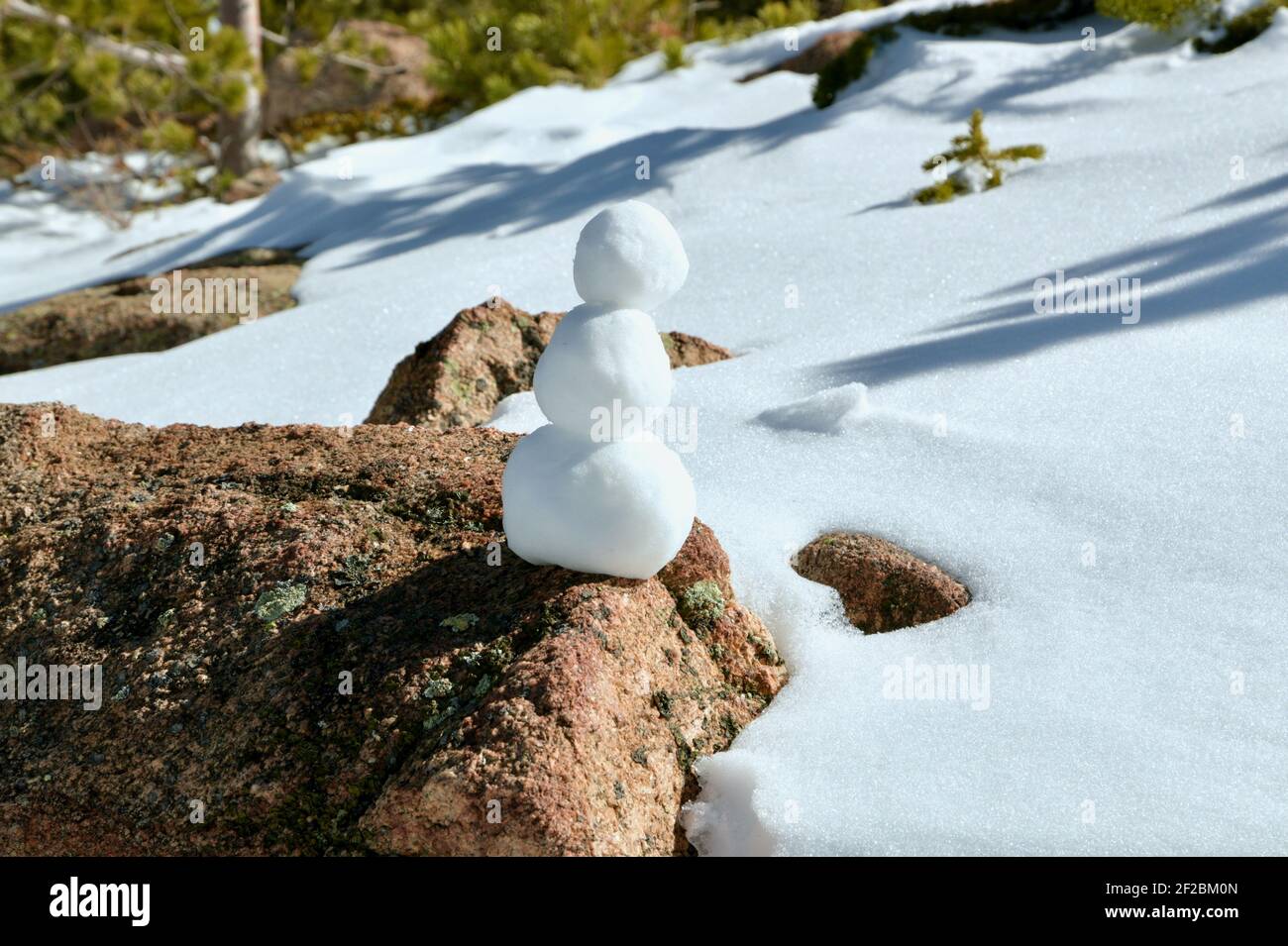 Snowman park hi-res stock photography and images - Alamy