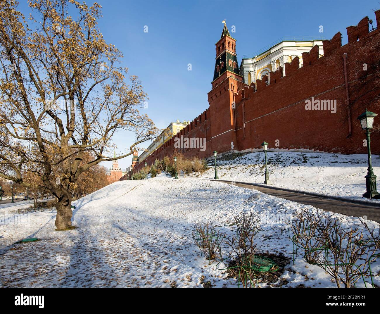 Landmarks in the beautiful Alexander Garden near the ancient Kremlin ...