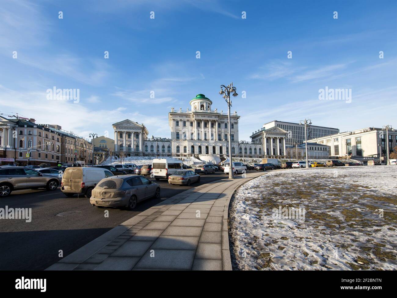Pashkov House, neoclassical mansion near Kremlin (by Vasily Bazhenov ...