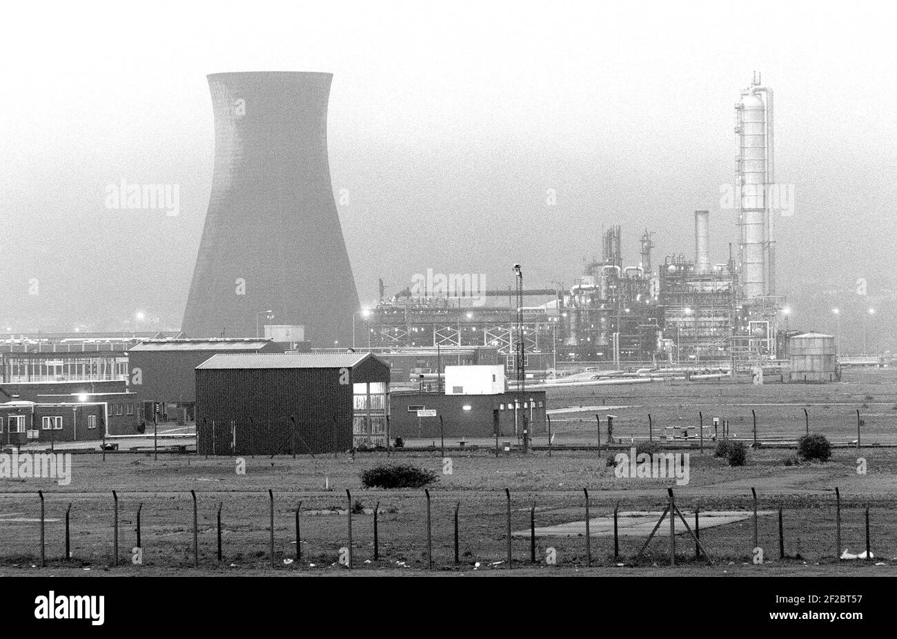 Bp chemical plant hi-res stock photography and images - Alamy