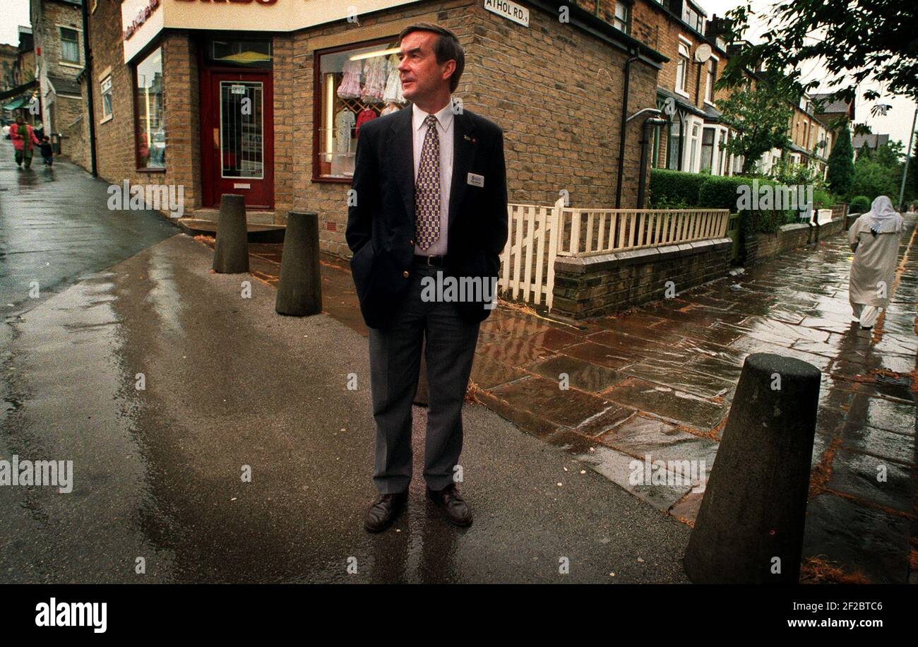 PHILLIP BALMFORTH IN THE MANNINGHAM AREA OF BRADFORD Stock Photo - Alamy