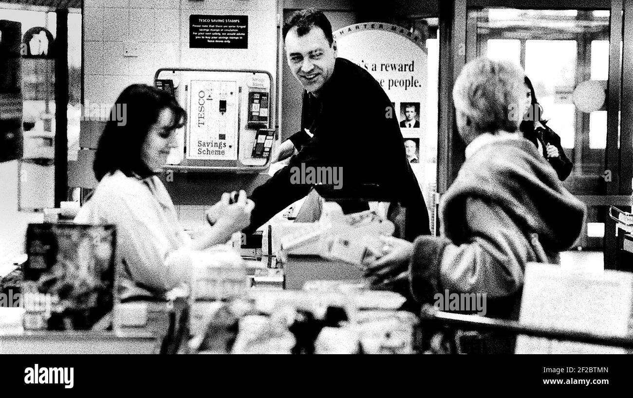 Tony Reed Manager of Tesco superstore at Chestnut Hertfordshire helping ...