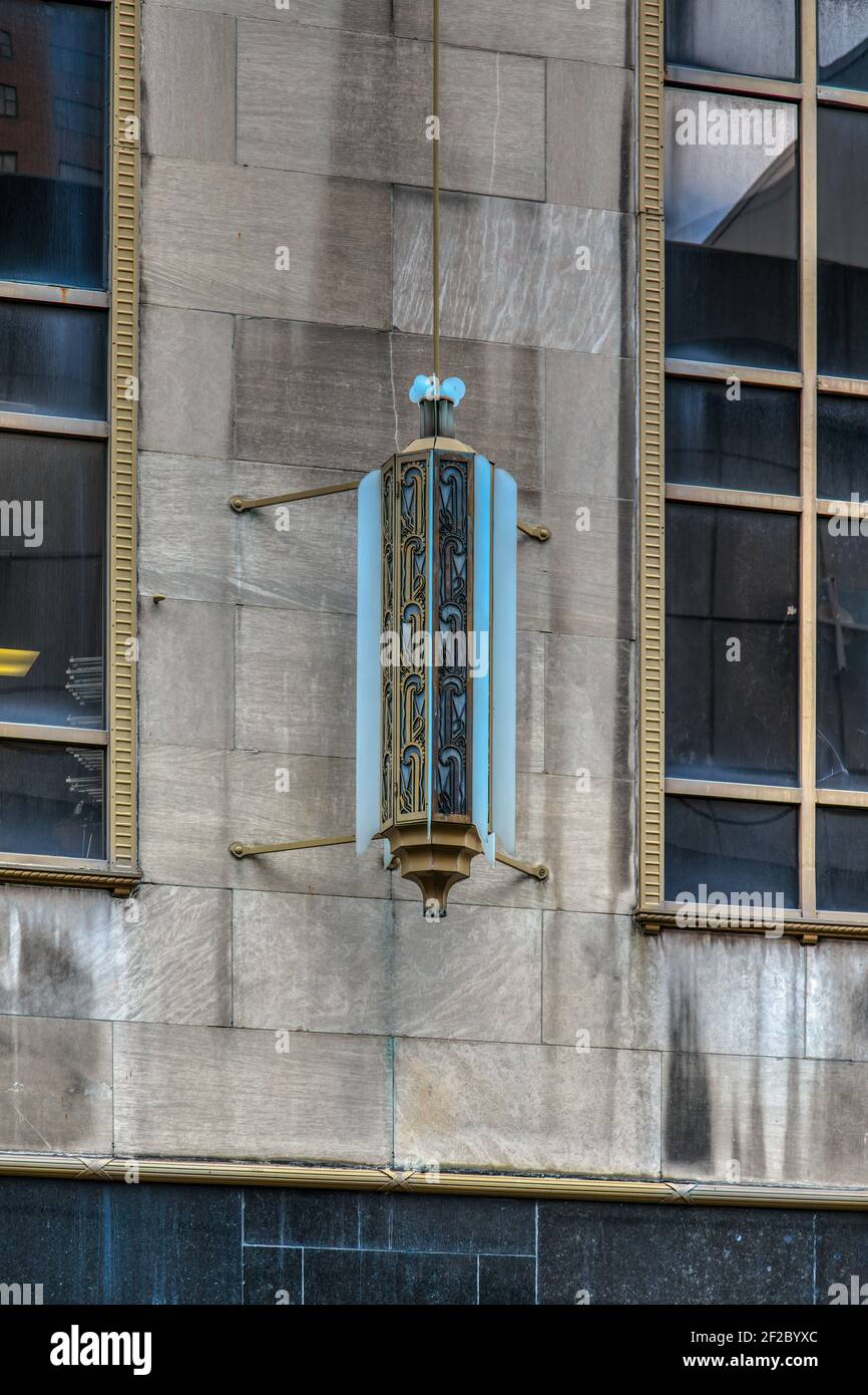 Carew Tower and the Netherland Plaza Hotel complex were developed by ...