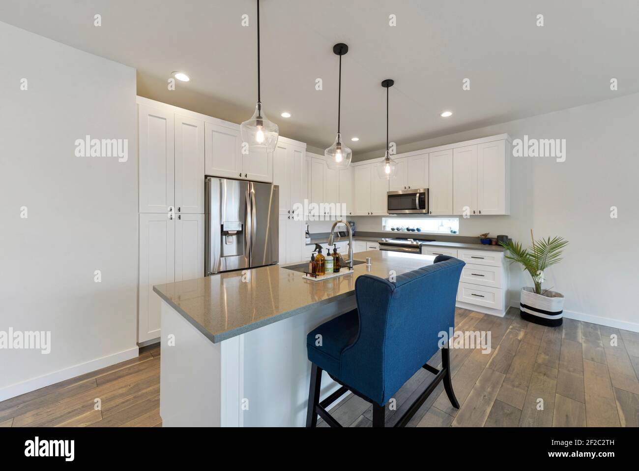 Modern residential kitchen interior Stock Photo - Alamy