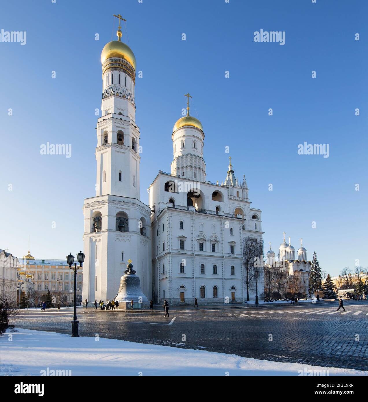 Ivan the Great Bell-Tower complex. Cathedral Square, Inside of Moscow ...