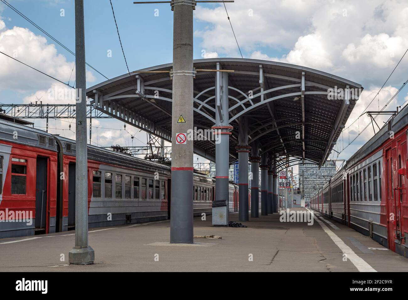 Train on Moscow passenger platform (Savelovsky railway station)-- is ...